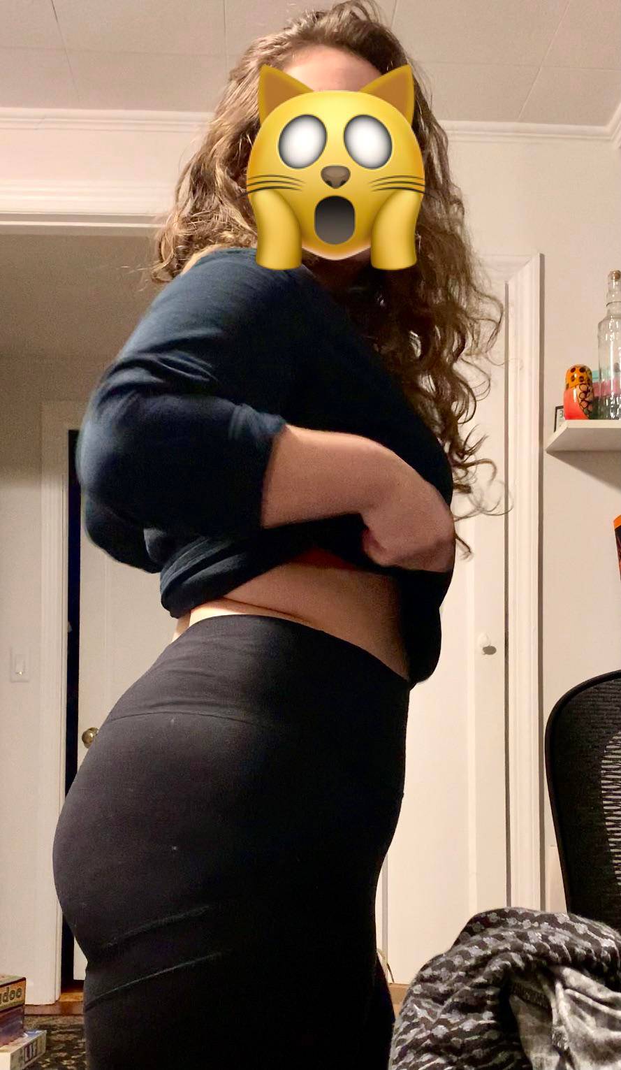 being mild this evening (oc) lmao thunder thighs 🤌 | Scrolller