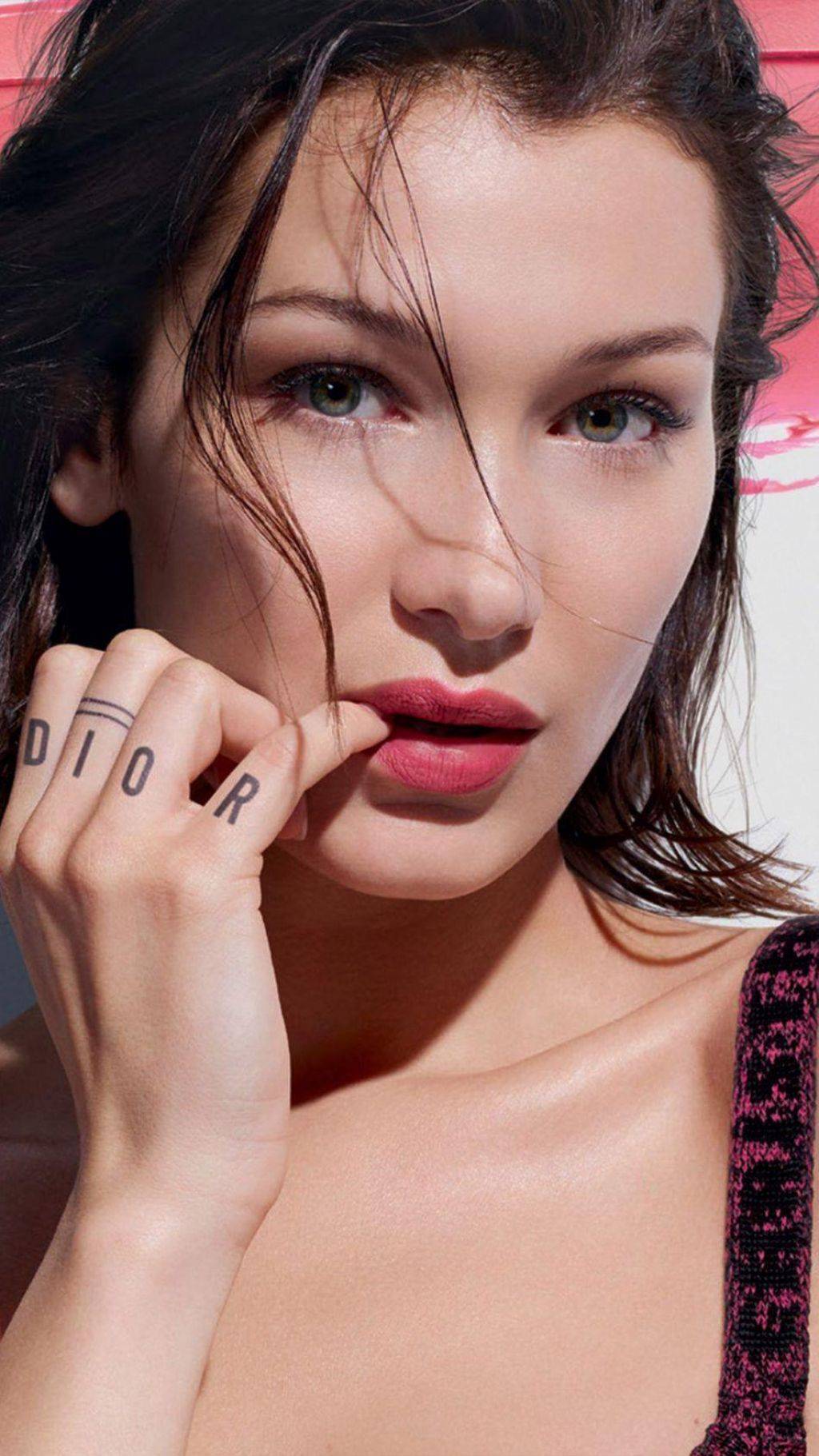 Bella Hadid | Scrolller