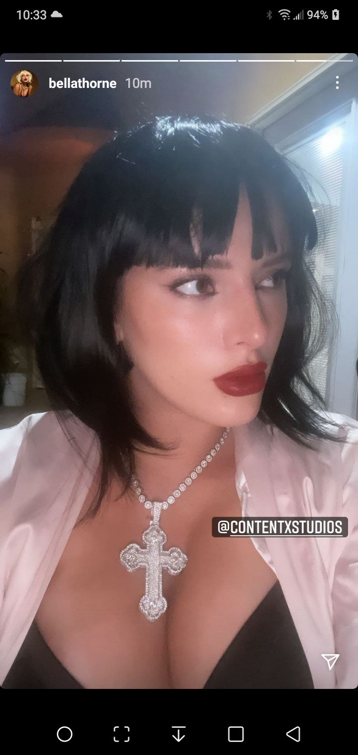 Bella Throne or Wednesday Addams | Scrolller