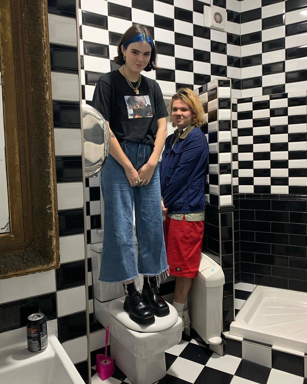 BENEE, leaked, that's a pun | Scrolller