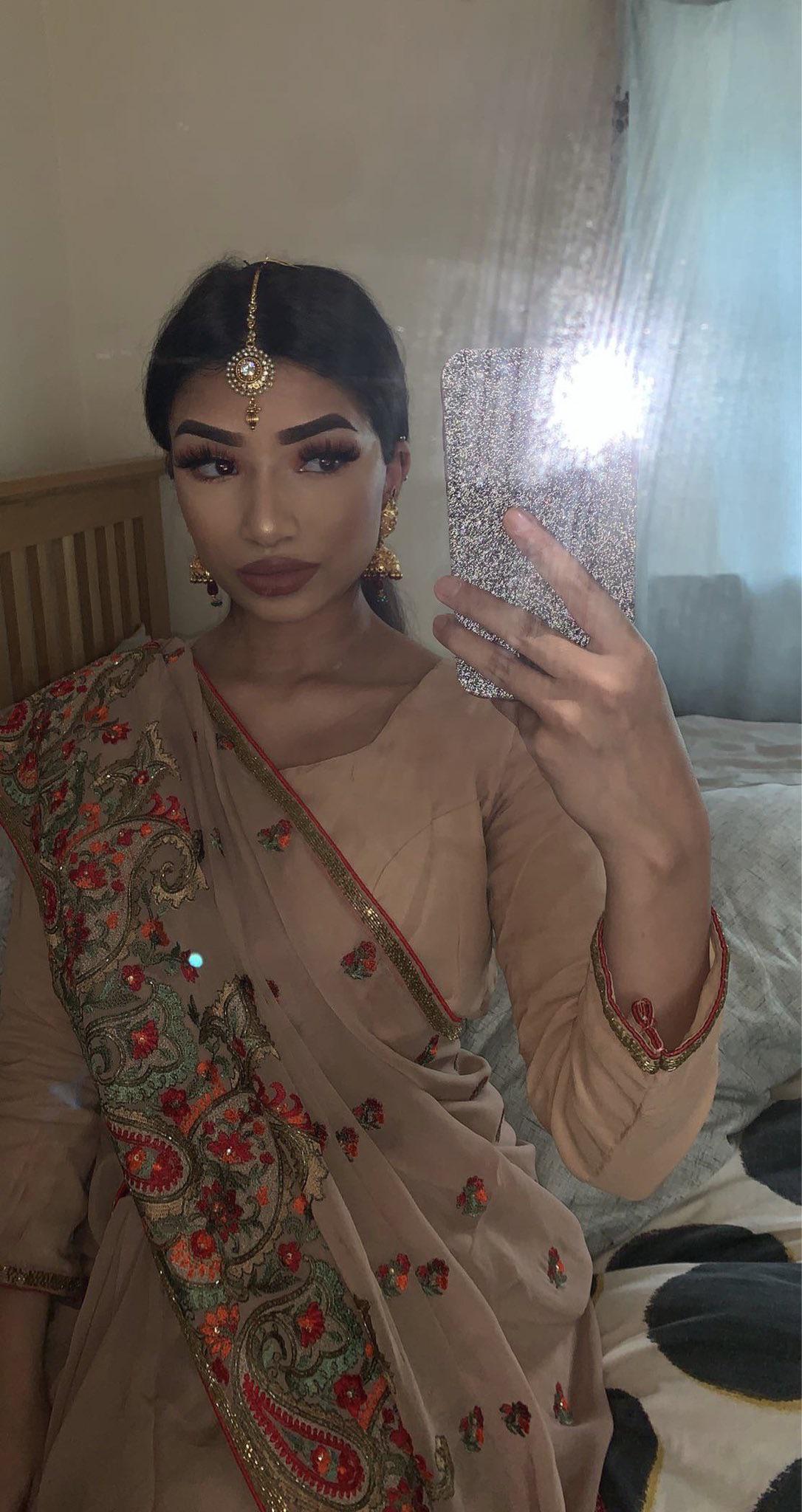 Bengali Barbie Yasmin | Scrolller