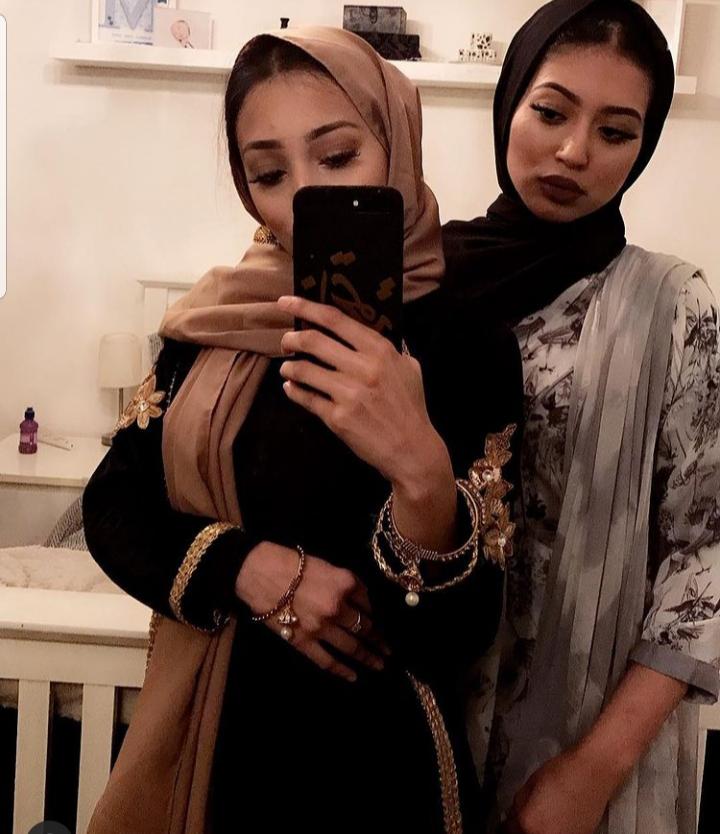 Bengali sluts yearning for Paki dick. | Scrolller