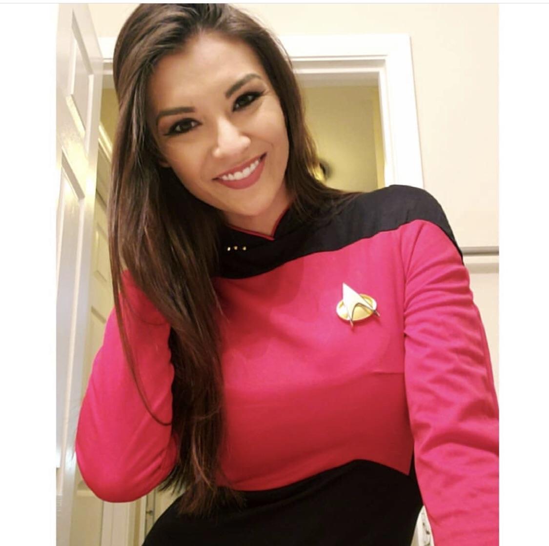 Better shot of Captain Avery | Scrolller