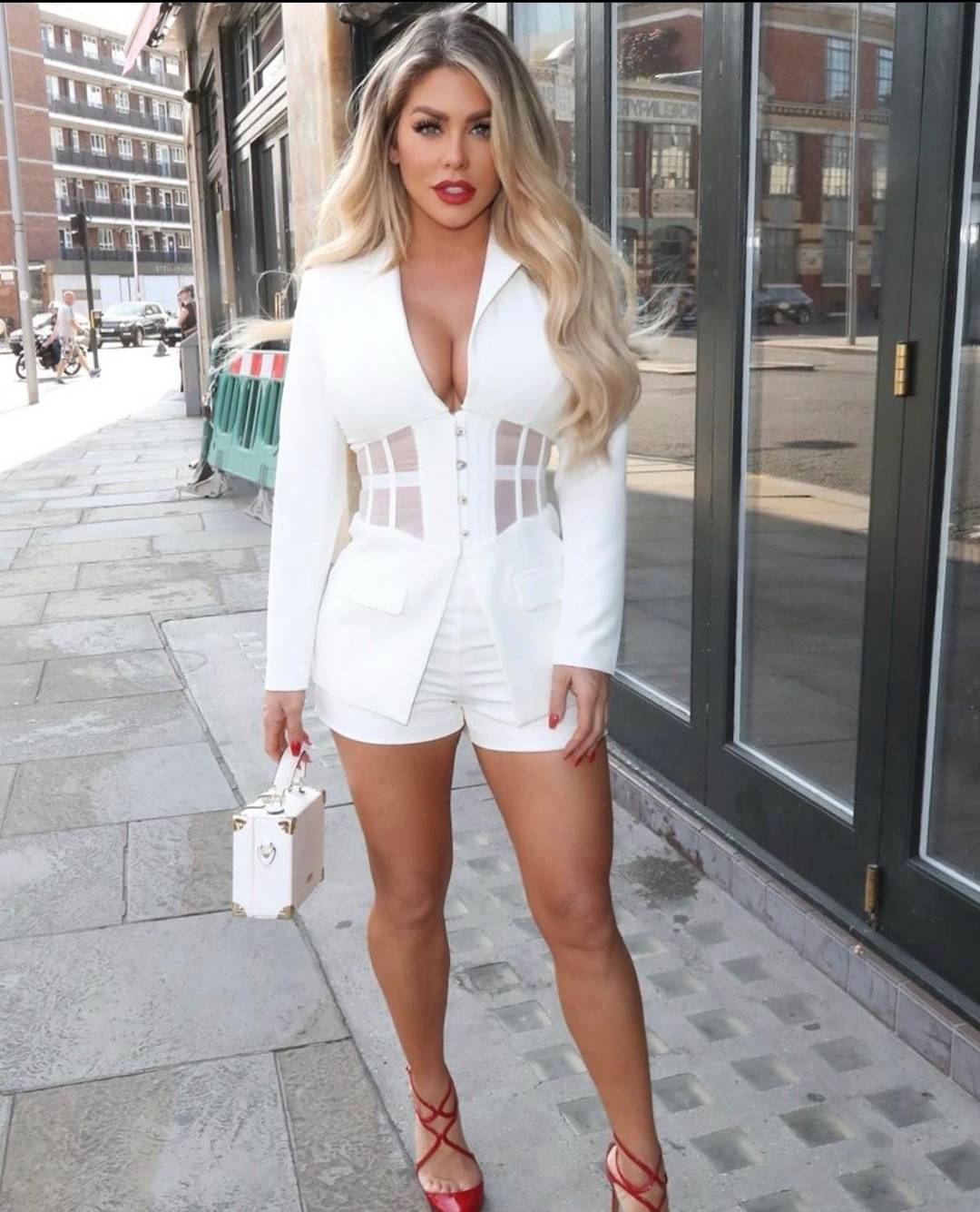 Bianca Gascoigne | Scrolller