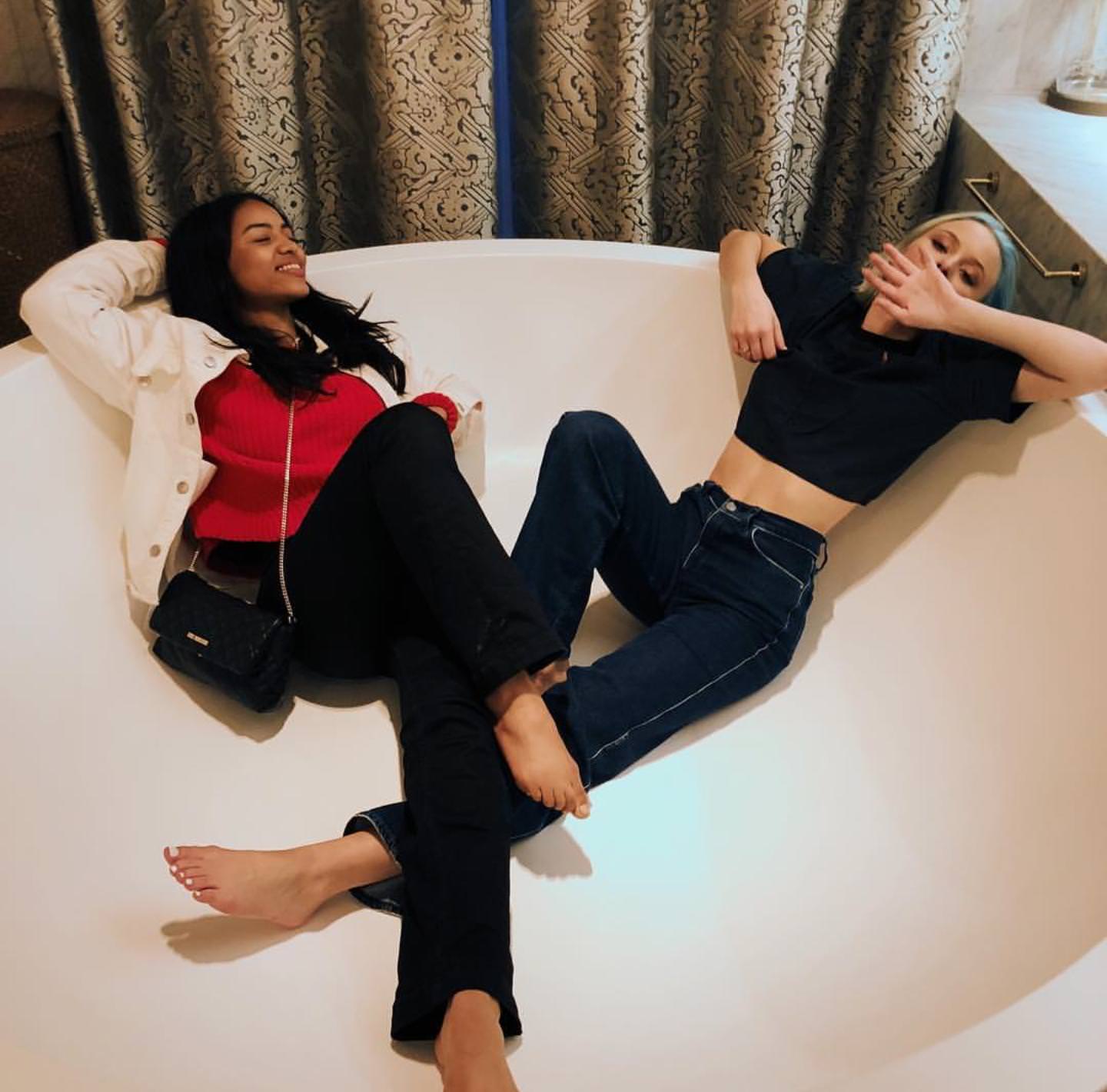 Big bathtub | Scrolller