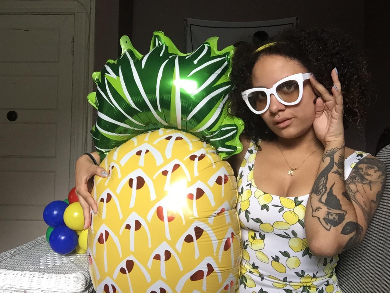 big shiny pineapple 🍍 | Scrolller