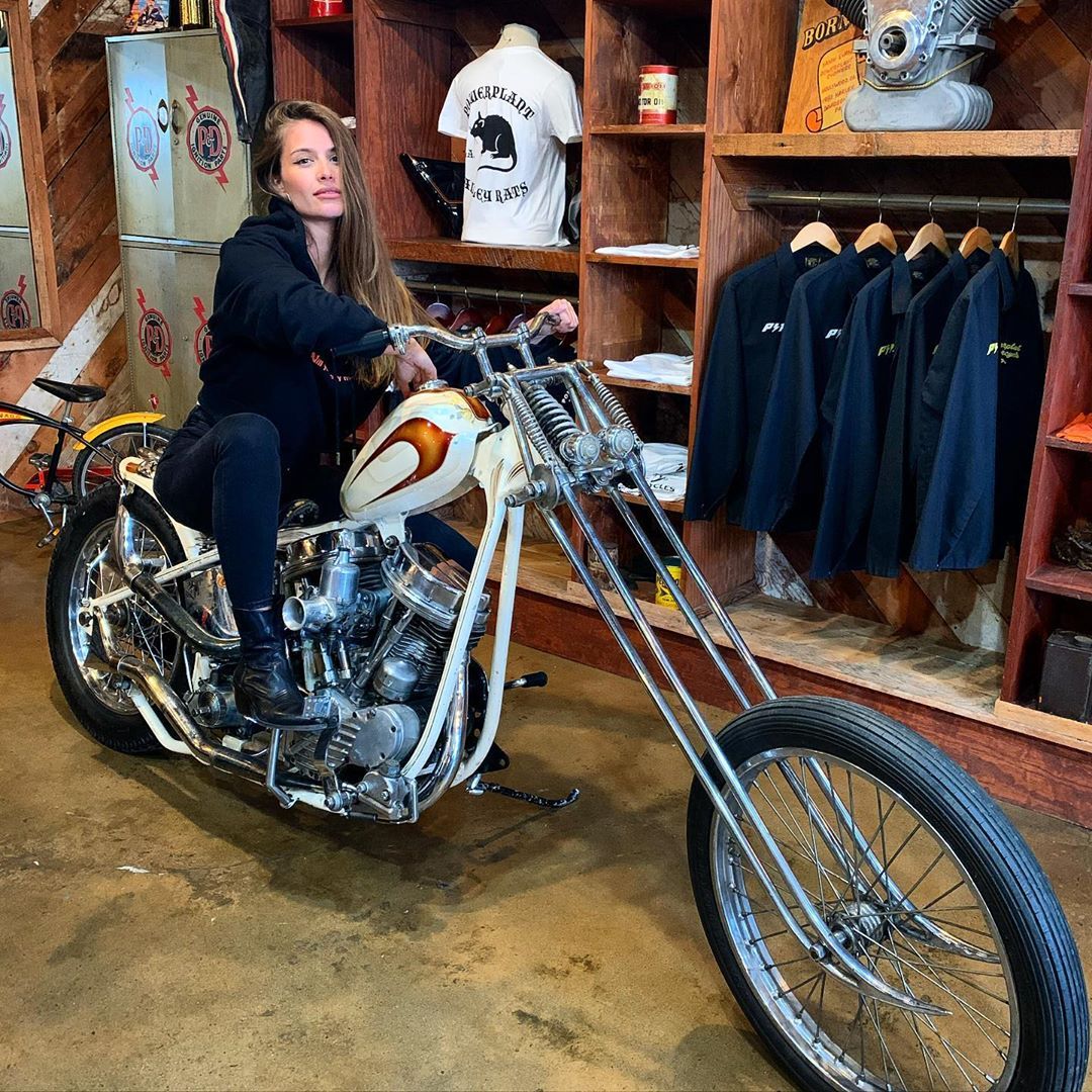 Biker girl | Scrolller