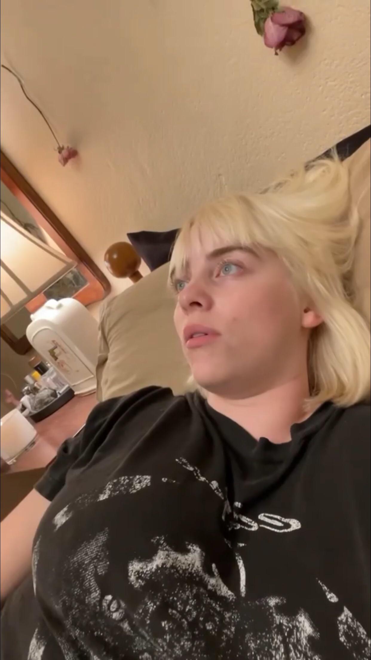 Billie Eilish massive jugs | Scrolller