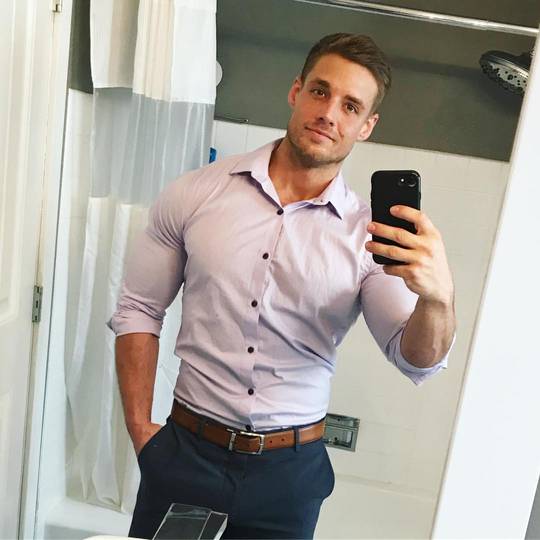 Billy Huston | Scrolller