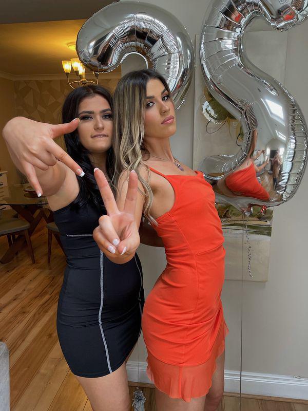 Birthday party | Scrolller