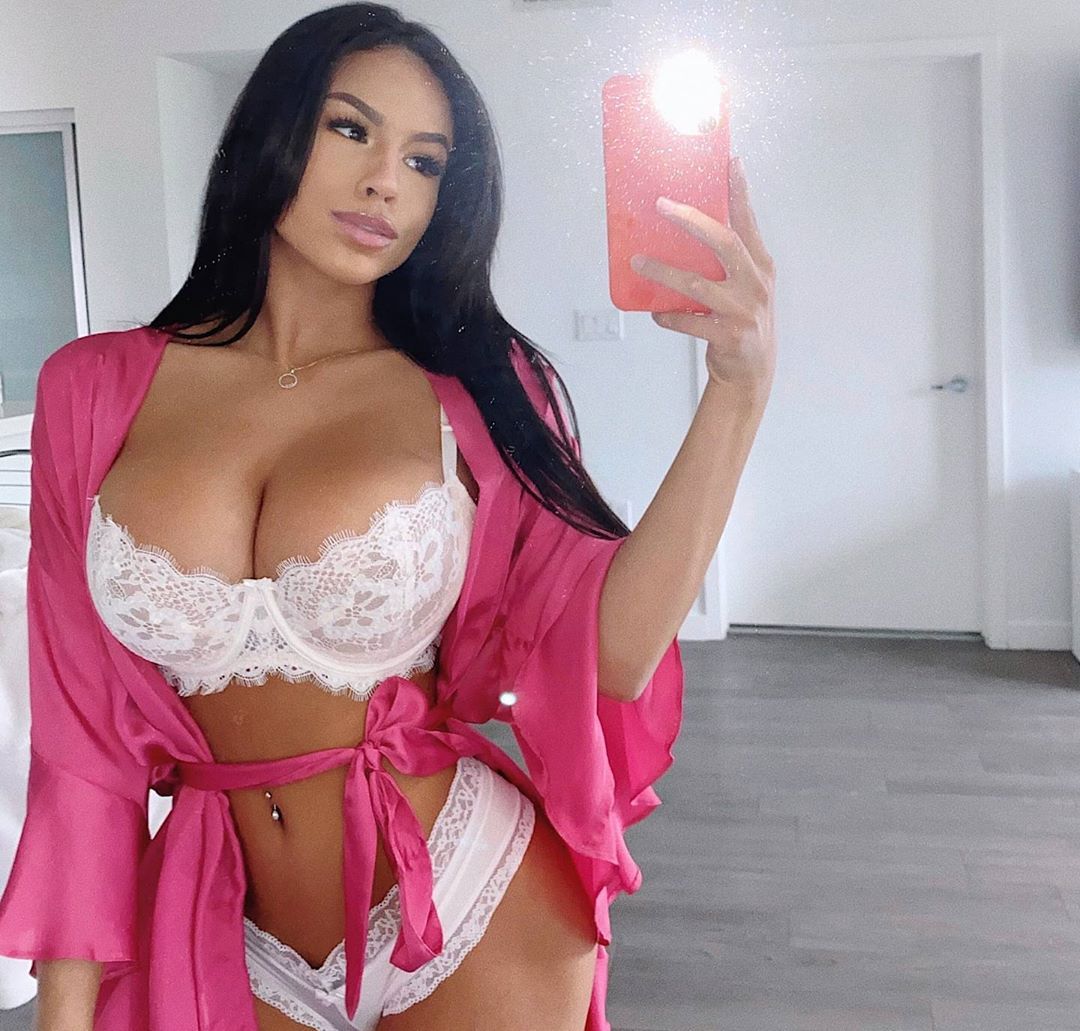 Birthday present | Scrolller