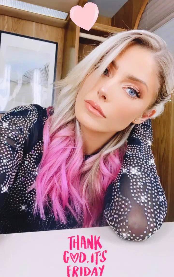 Biscuit butt Goddess Alexa Bliss | Scrolller