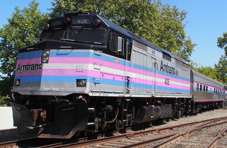 Bitch, I'm trains | Scrolller