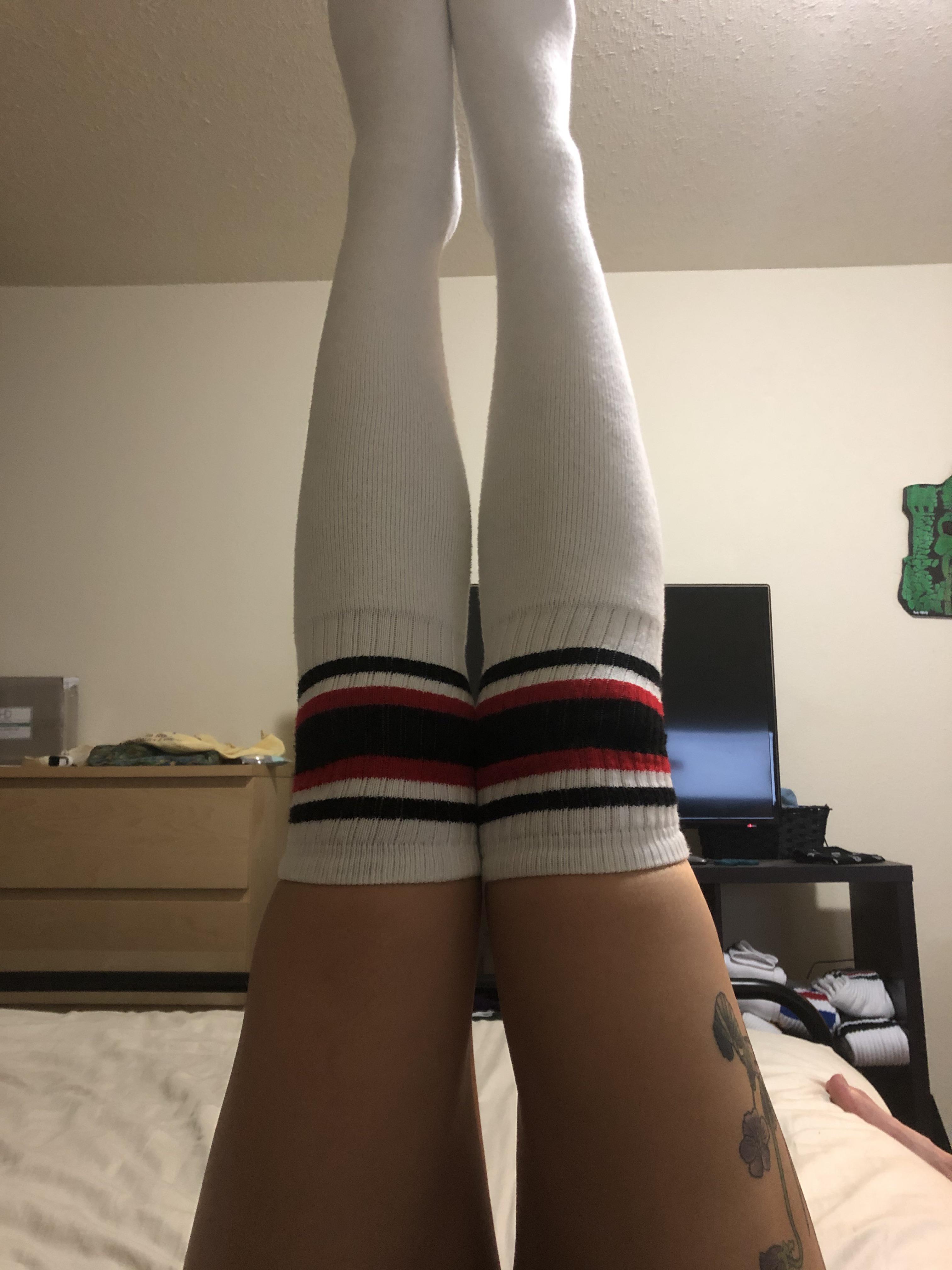 Black and red | Scrolller