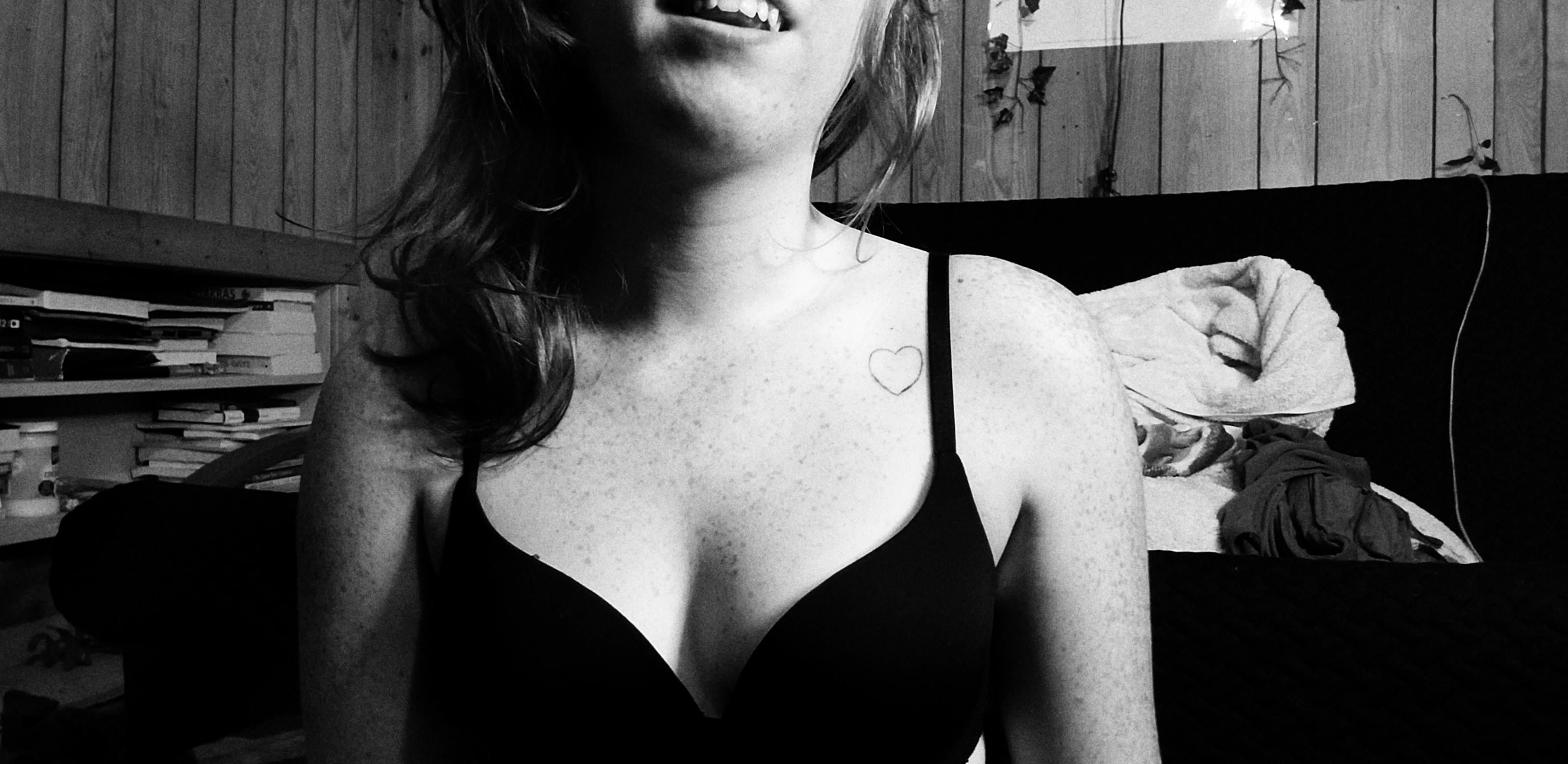 Black and white is so sensual | Scrolller