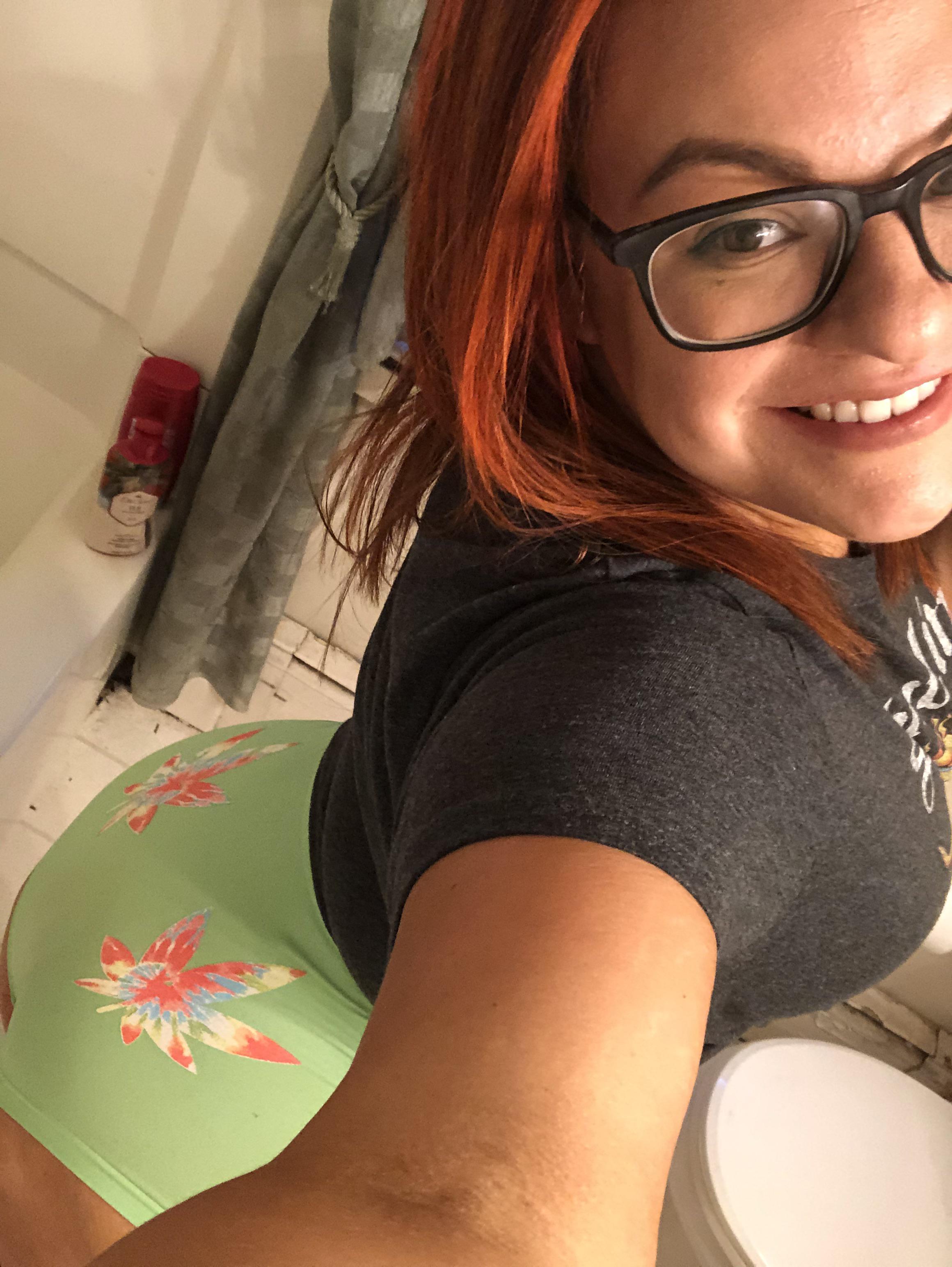 🖤🖤🖤 black frames | Scrolller