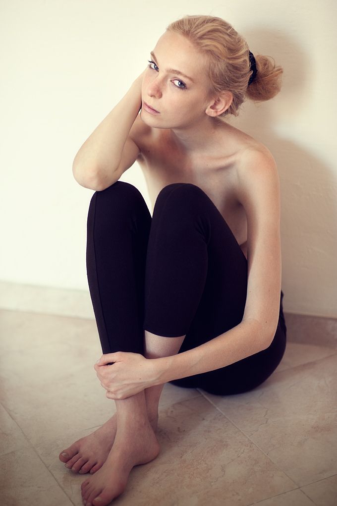 black leggings | Scrolller