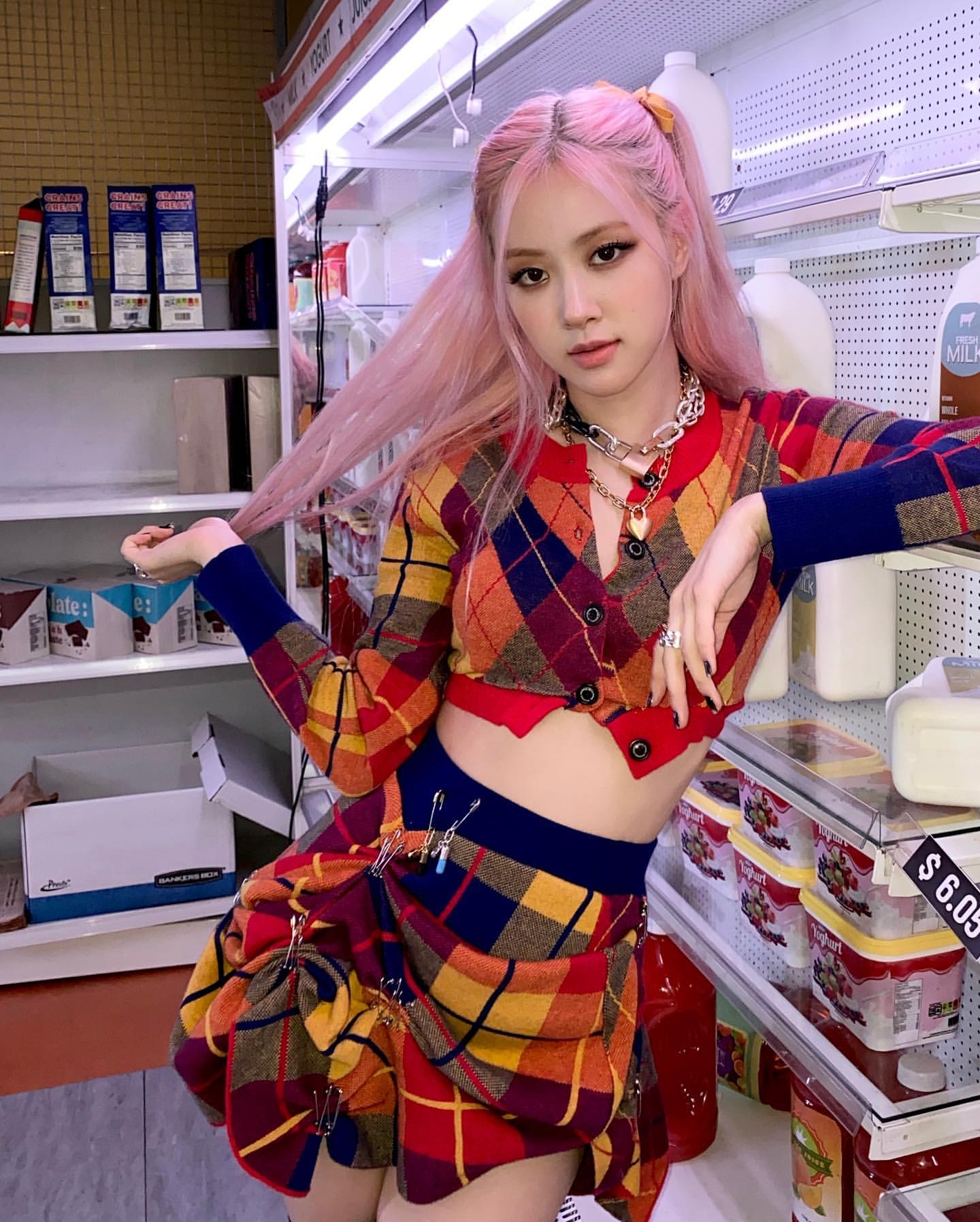 BLACKPINK - Rosé | Scrolller