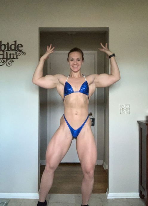 Blakelee looking absolutely massive in her new insta story | Scrolller