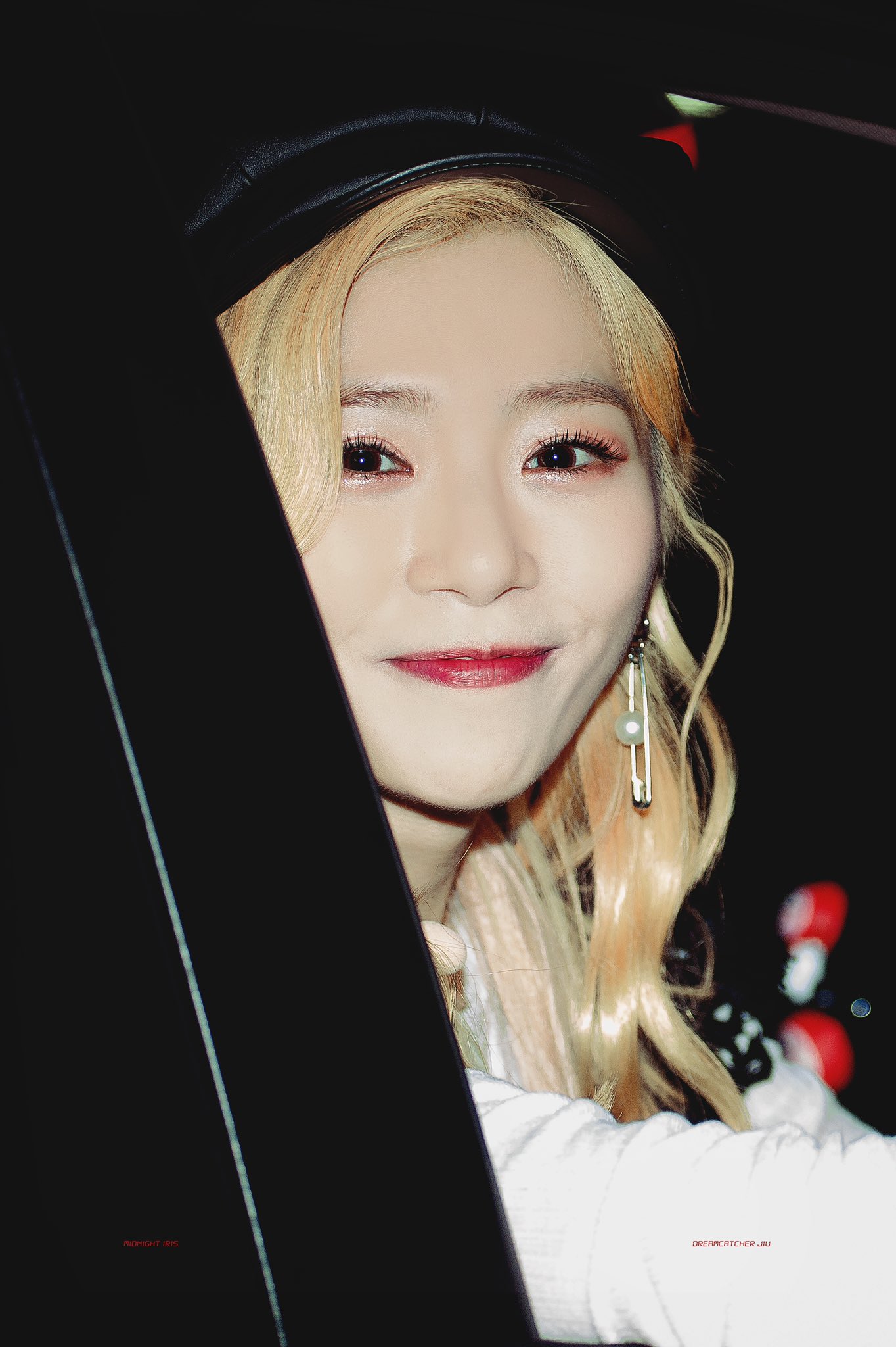 Blinding JiU | Scrolller