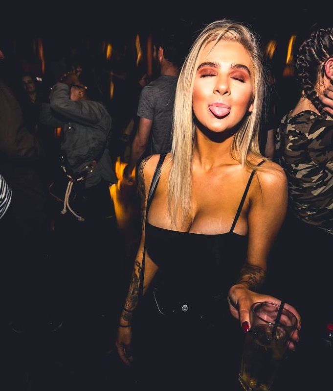 Blondes have more fun | Scrolller