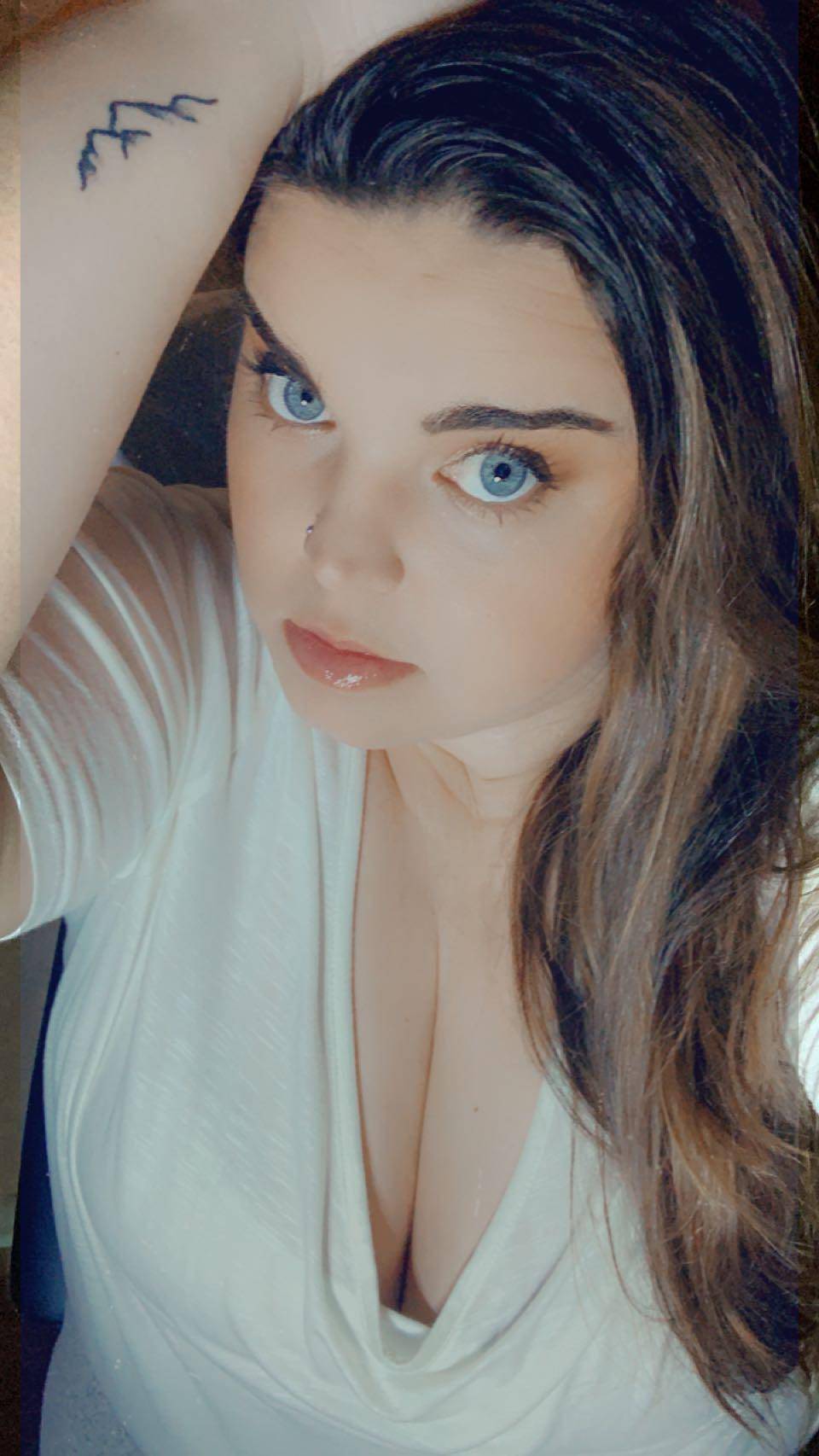 Blue blue eyes... (OC) | Scrolller