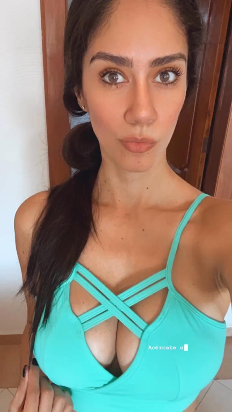 Blue looks real good 😌 | Scrolller