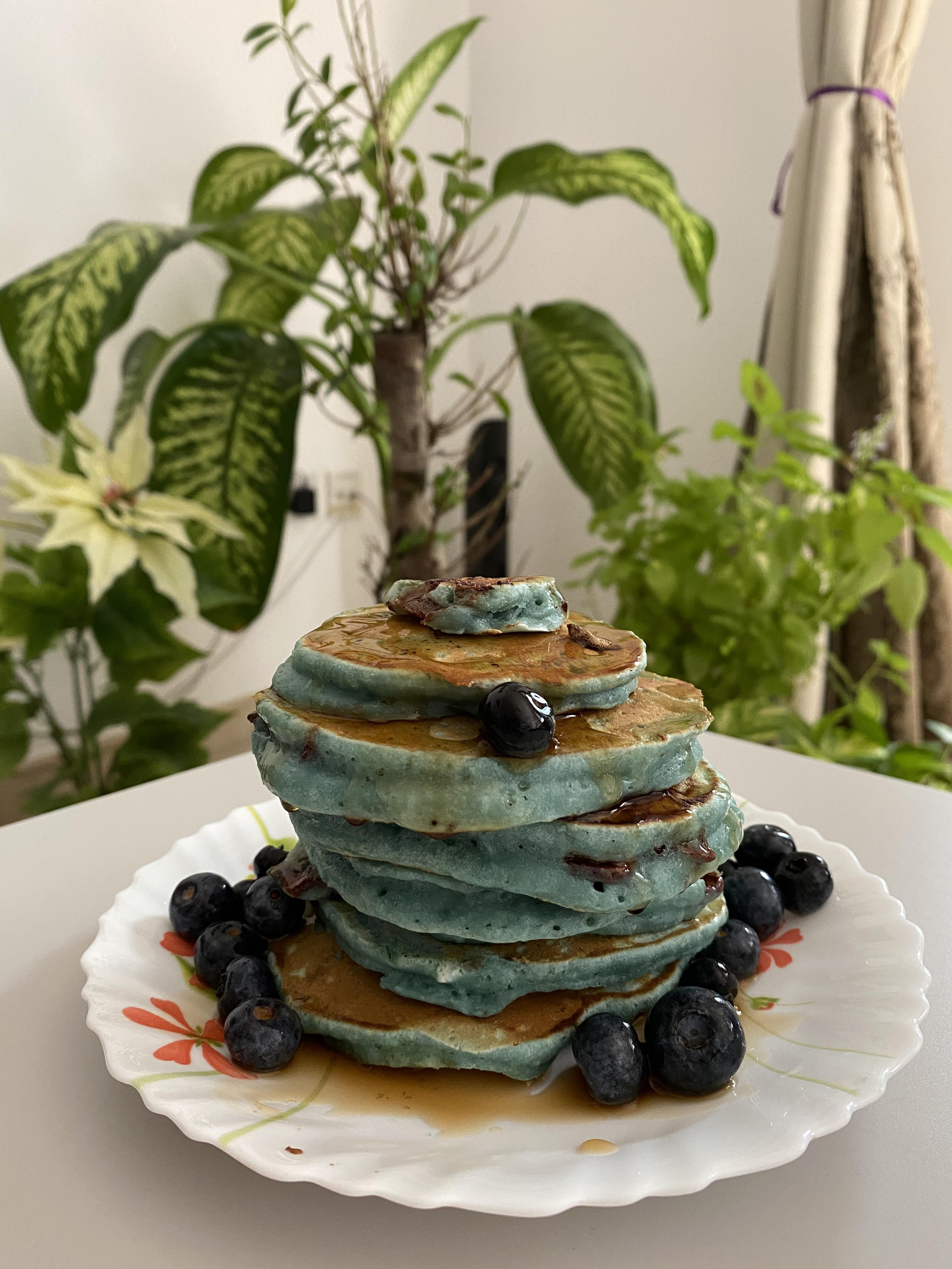 Blueberry pancakes | Scrolller