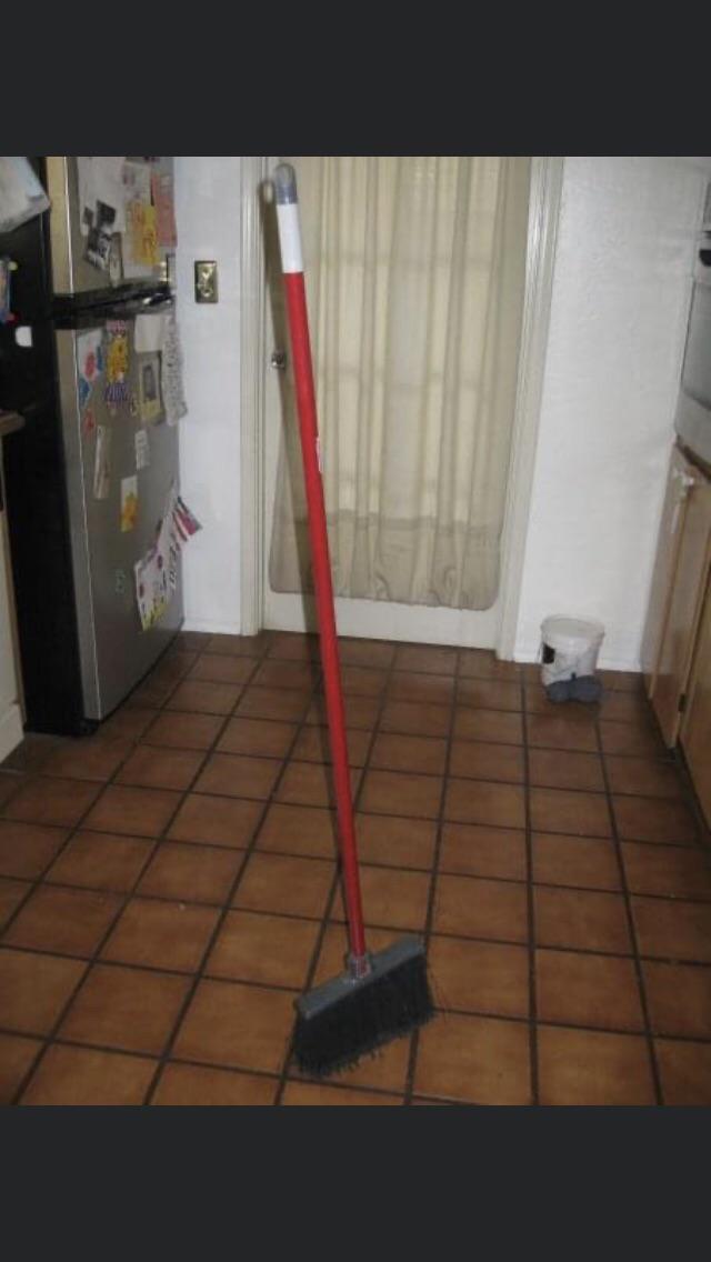Blursed upright broom | Scrolller