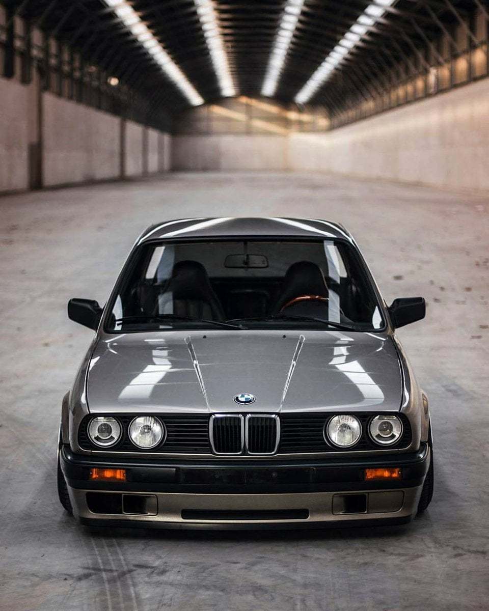 Bmw E30 | Scrolller