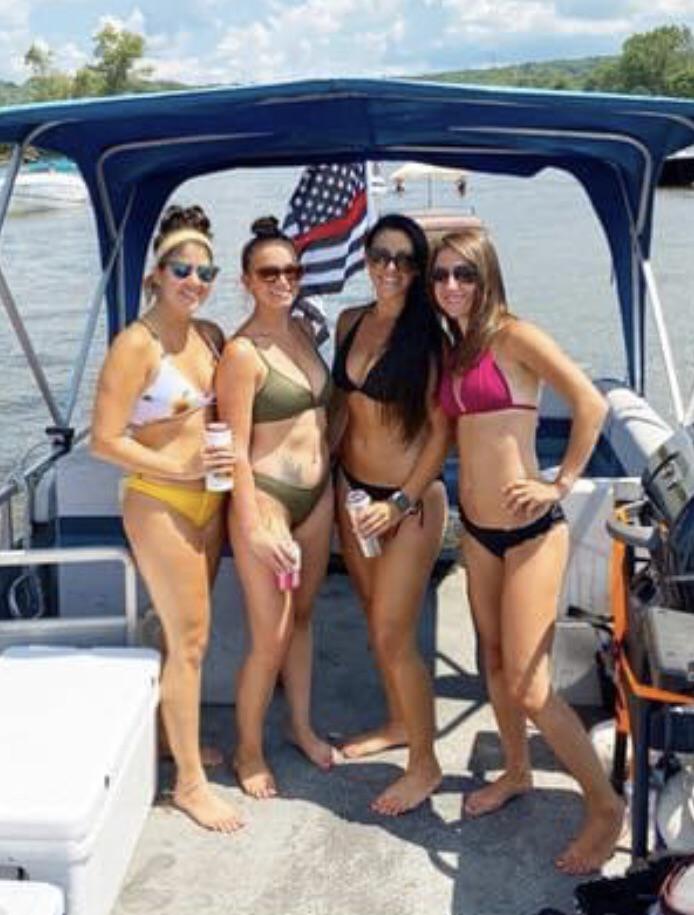 Boats and drinking [4] | Scrolller