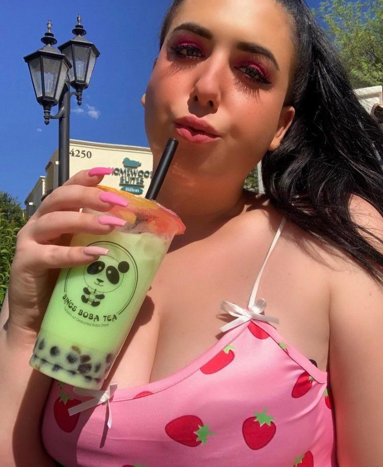 Boba Tea Date 👉🏻👈🏻 Also Of Link Is In My Bio 💕 Scrolller