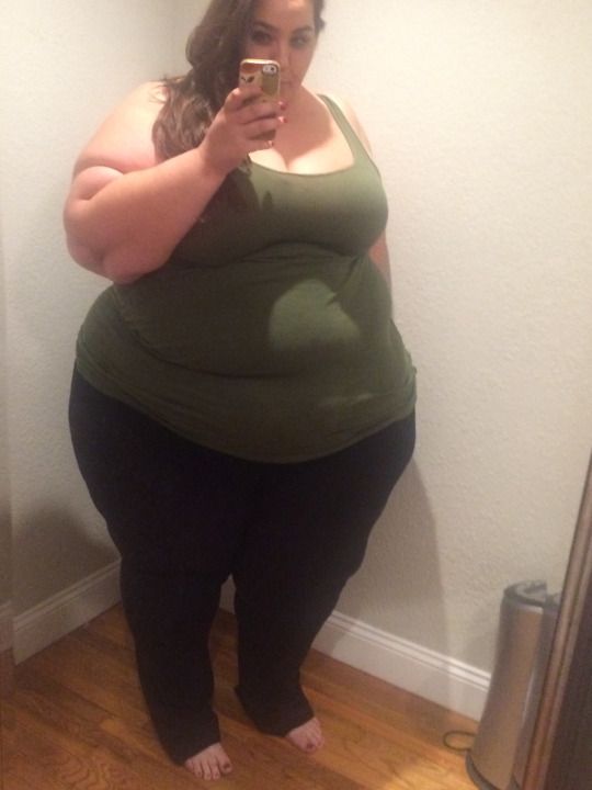 Boberry selfie before bed | Scrolller