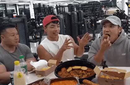 Bodybuilders try comfort food for the first time since many days | Scrolller