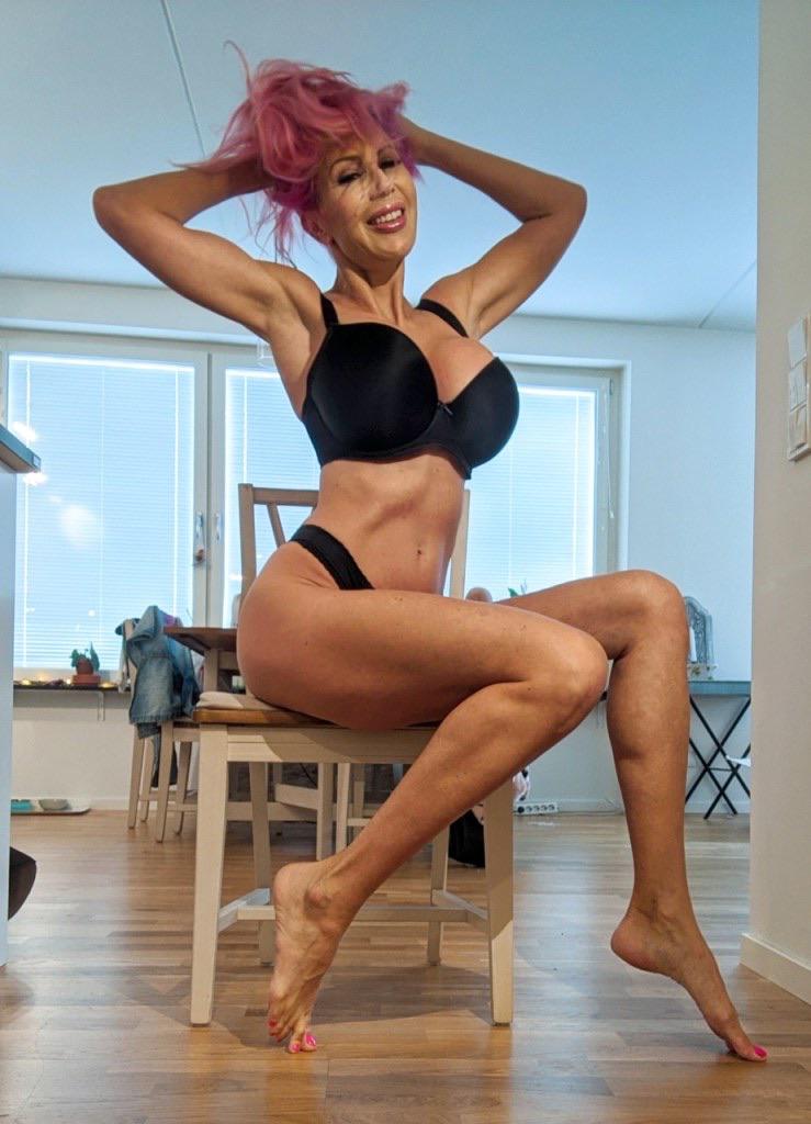 Bombshell | Scrolller