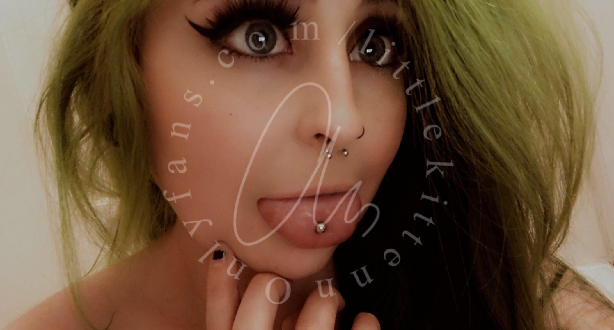 π€ Your Emo Girlfriend π€ Link In Comments Scrolller