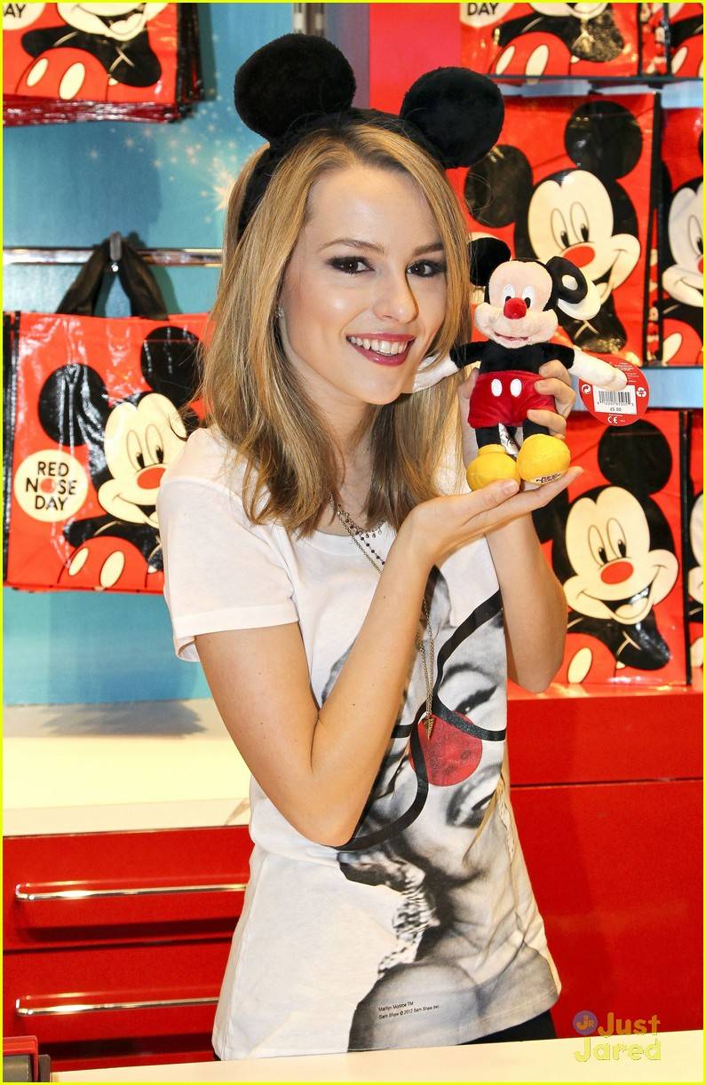 Bridgit loves Disney. | Scrolller
