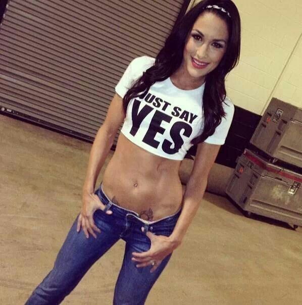Brie Bella in jeans | Scrolller
