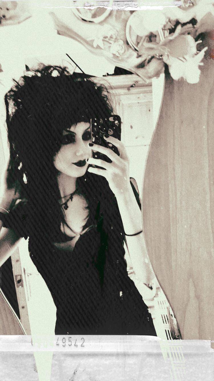 bringing back the 80s! | Scrolller