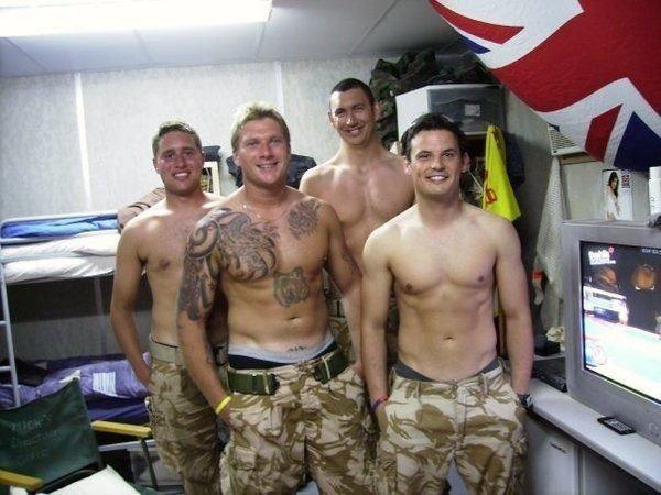 British Squaddies | Scrolller