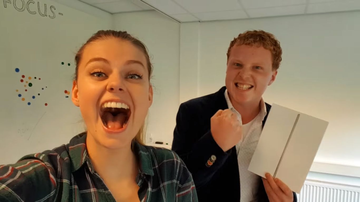 Britt Scholte | Scrolller