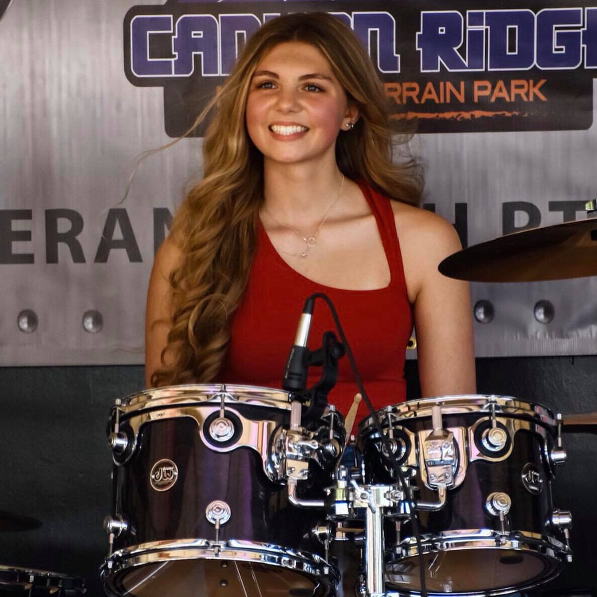 Brooke Colucci [irtr] | Scrolller