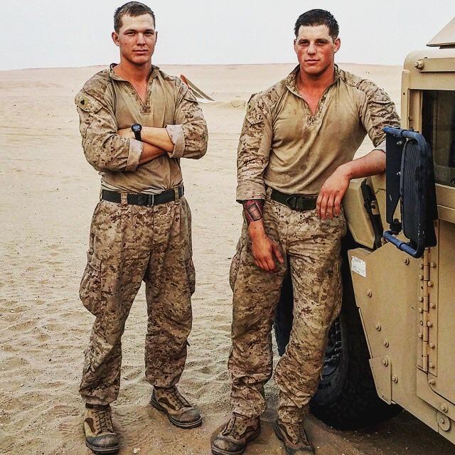 Brothers in war | Scrolller