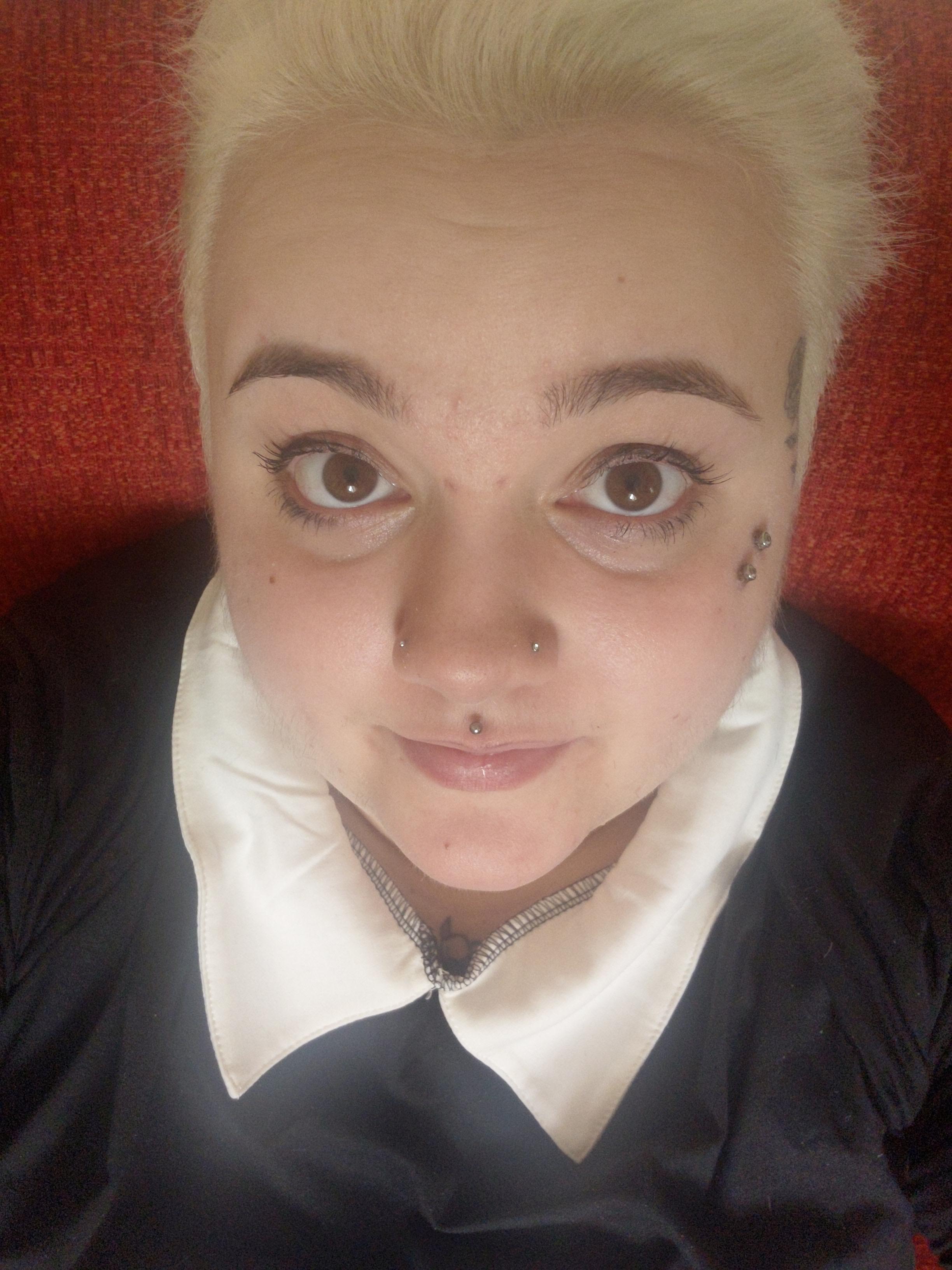 Brown Eyes Scrolller