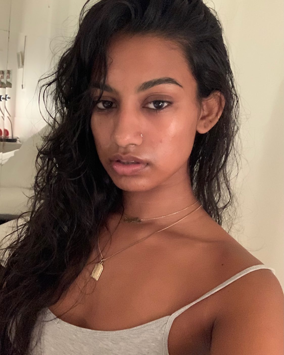 Brown hotty | Scrolller