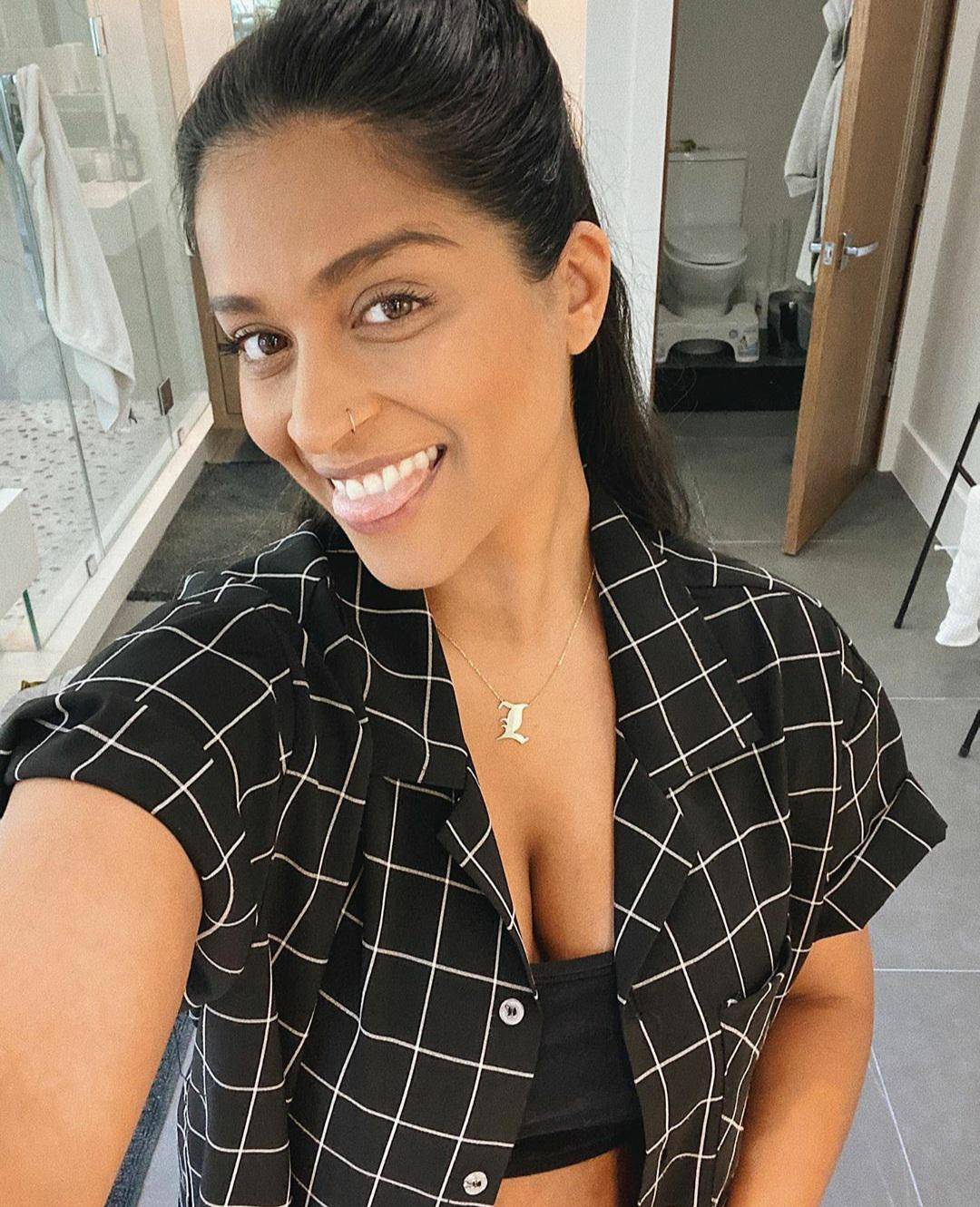 Lily Singh | Scrolller