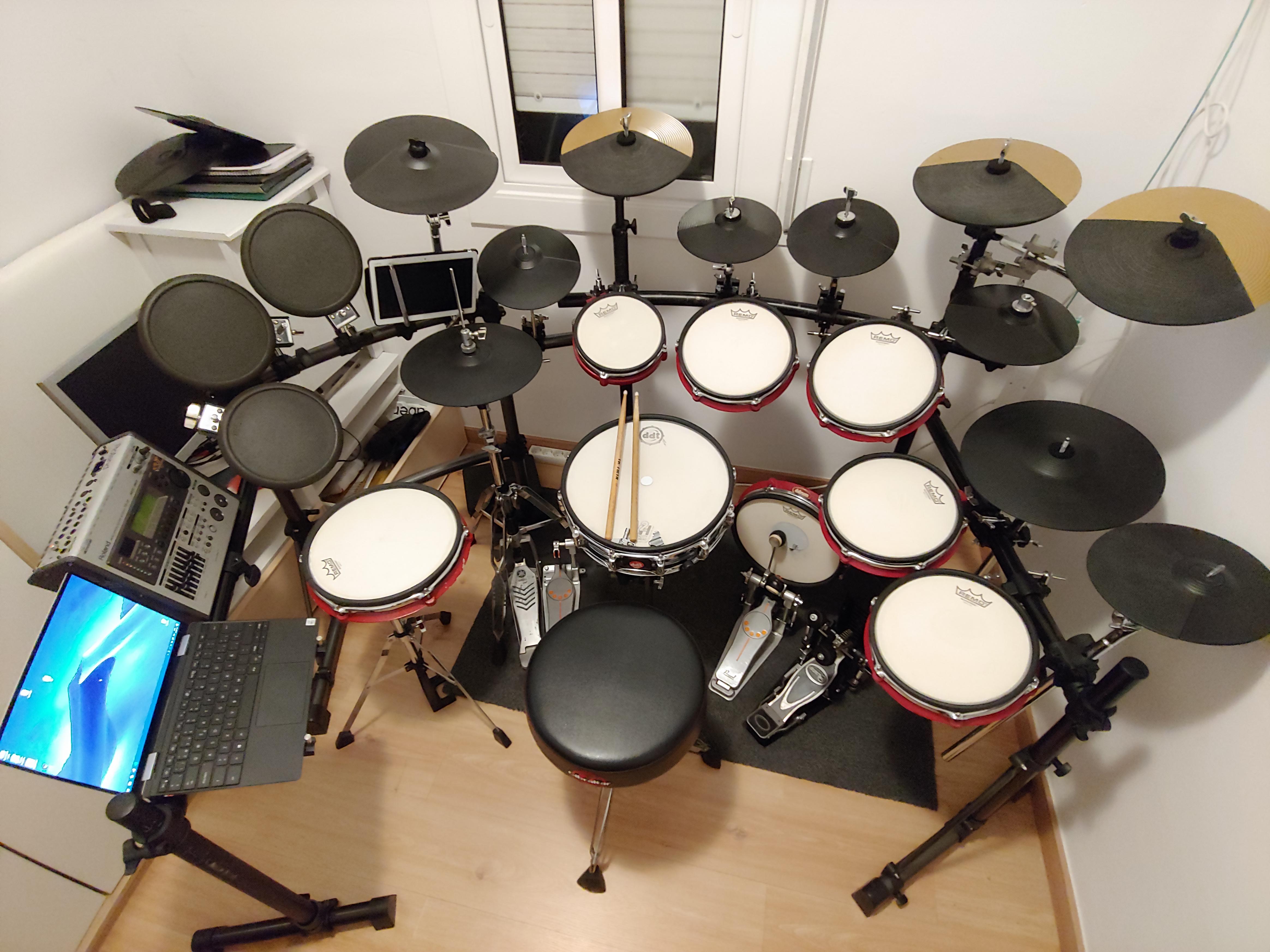 Building a custom dream kit | Scrolller