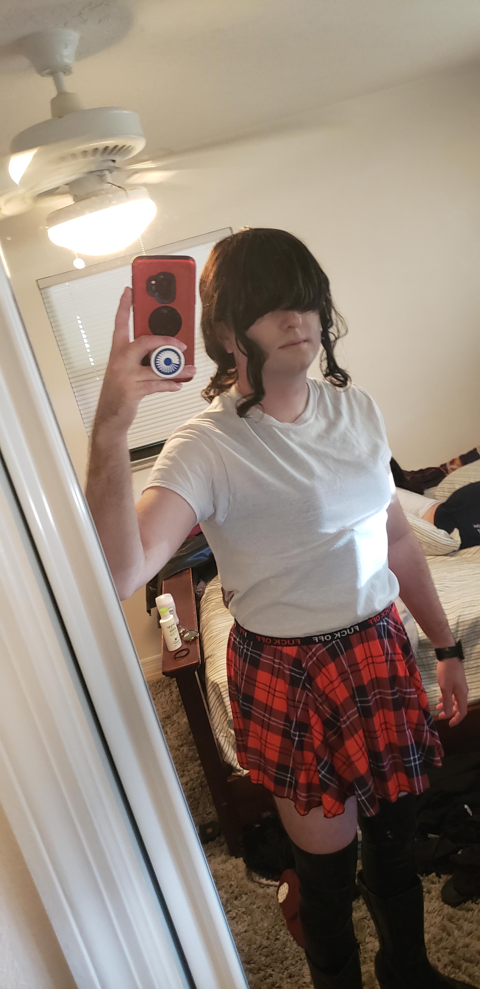 Built-in Blindfold | Scrolller