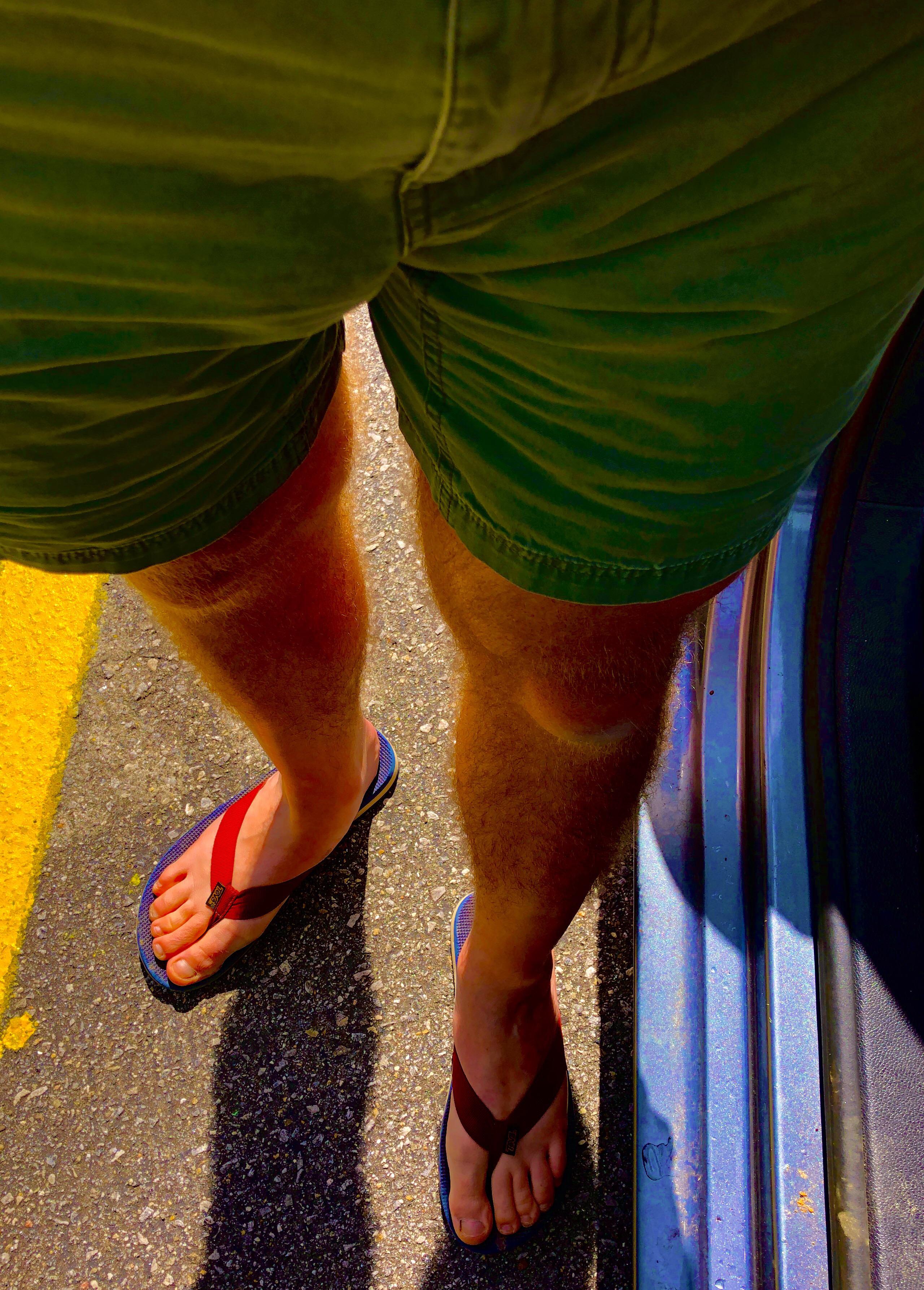 Bulging and not even trying. | Scrolller