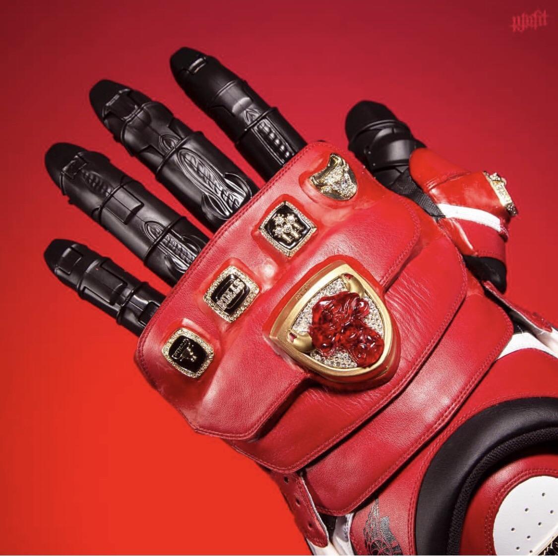 Bulls Infinity Gauntlet made with Jordan 1s | Scrolller